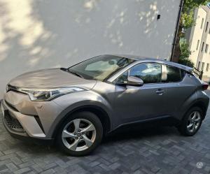 Pelēks Toyota C-HR 2017 Šauļi, ar dzinēja tilpumu 1.20 L un nobraukumu 151 tūkst. km par 10999 €, foto 11 vietnē AUTOMOTO.COM.LV