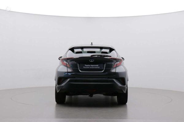 Серый Тойота C-HR 2017 в Вильнюс, объемом двигателя 1.80 л и пробегом 77 тыс. км за 20900 €, фото 6 на AUTOMOTO.COM.LV