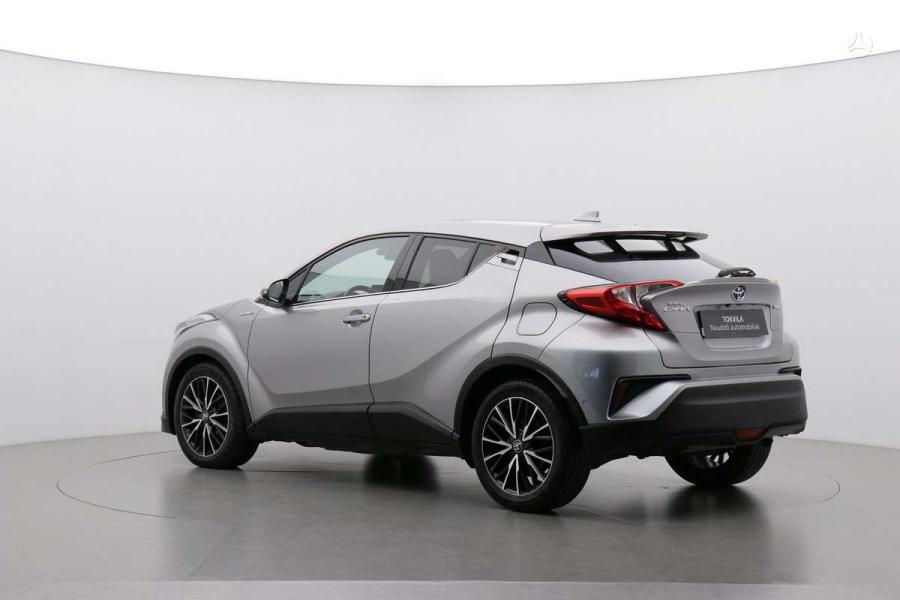 Pelēks Toyota C-HR 2017 Viļņa, ar dzinēja tilpumu 1.80 L un nobraukumu 209 tūkst. km par 17900 €, foto 19 vietnē AUTOMOTO.COM.LV