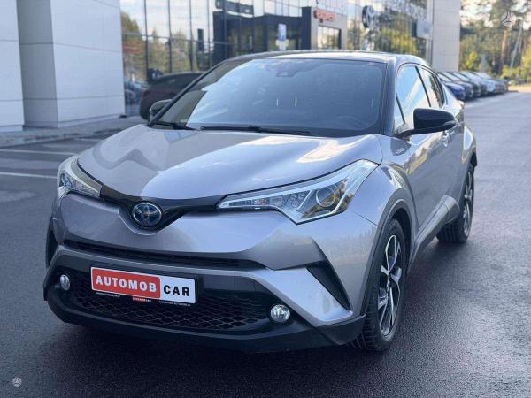 Серый Тойота C-HR 2017 в Вильнюс, объемом двигателя 1.80 л и пробегом 141 тыс. км за 15950 €, фото 1 на AUTOMOTO.COM.LV