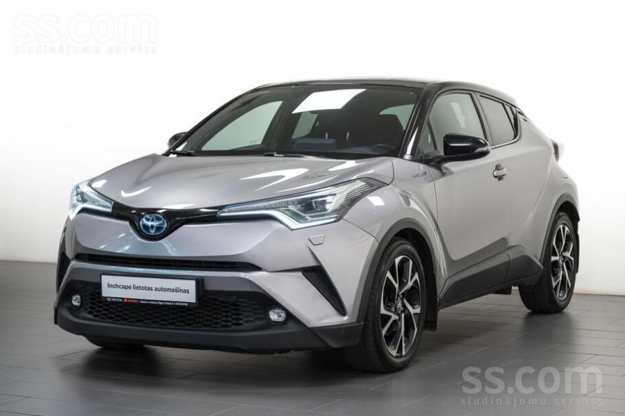 Grey Toyota C-HR 2017 in Riga, with an engine capacity of 1.80 L and mileage of 135 thousand km for 17500 €, photo 1 on AUTOMOTO.COM.LV