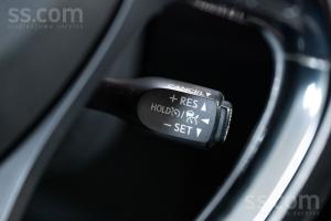 Grey Toyota C-HR 2017 in Riga, with an engine capacity of 1.80 L and mileage of 135 thousand km for 17500 €, photo 23 on AUTOMOTO.COM.LV