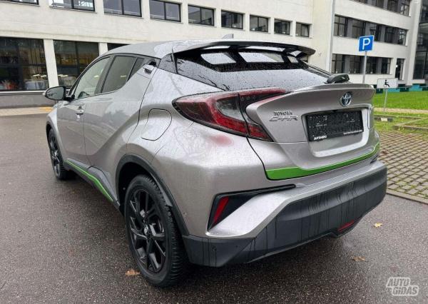 Серый Тойота C-HR 2017 в Каунас, объемом двигателя 1.80 л и пробегом 96 тыс. км за 17450 €, фото 5 на AUTOMOTO.COM.LV