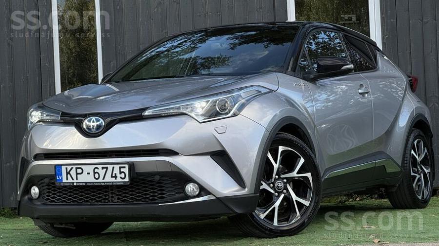 Серый Тойота C-HR 2017 в Рига, объемом двигателя 1.80 л и пробегом 111 тыс. км за 16950 €, фото 1 на AUTOMOTO.COM.LV