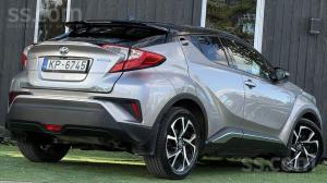 Серый Тойота C-HR 2017 в Рига, объемом двигателя 1.80 л и пробегом 111 тыс. км за 16950 €, фото 4 на AUTOMOTO.COM.LV