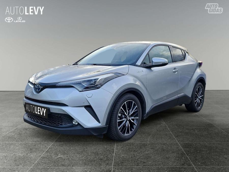 Серый Тойота C-HR 2018 в Каунас, объемом двигателя 1.80 л и пробегом 64 тыс. км за 21872 €, фото 2 на AUTOMOTO.COM.LV