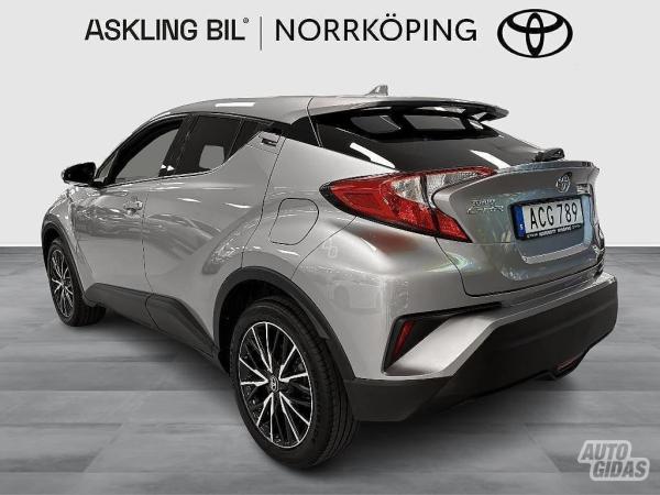 Grey Toyota C-HR 2018 in Kaunas, with an engine capacity of 0.00 L and mileage of 77 thousand km for 21848 €, photo 3 on AUTOMOTO.COM.LV