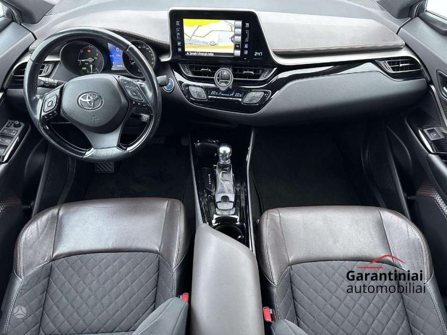 Pelēks Toyota C-HR 2018 Viļņa, ar dzinēja tilpumu 1.80 L un nobraukumu 166 tūkst. km par 15950 €, foto 7 vietnē AUTOMOTO.COM.LV