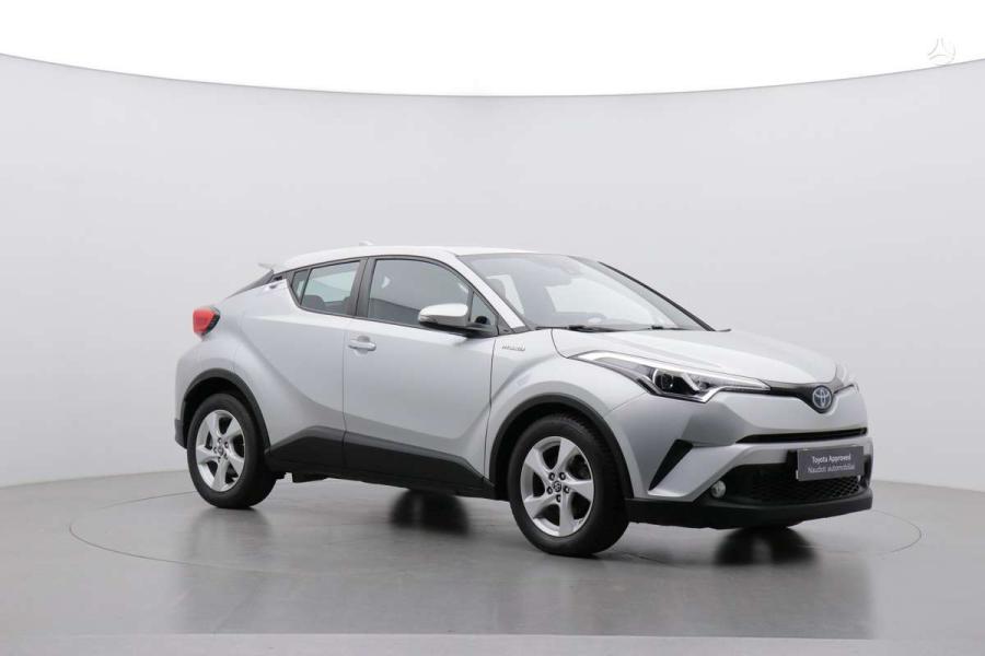 Grey Toyota C-HR 2018 in Vilnius, with an engine capacity of 1.80 L and mileage of 115 thousand km for 18900 €, photo 19 on AUTOMOTO.COM.LV