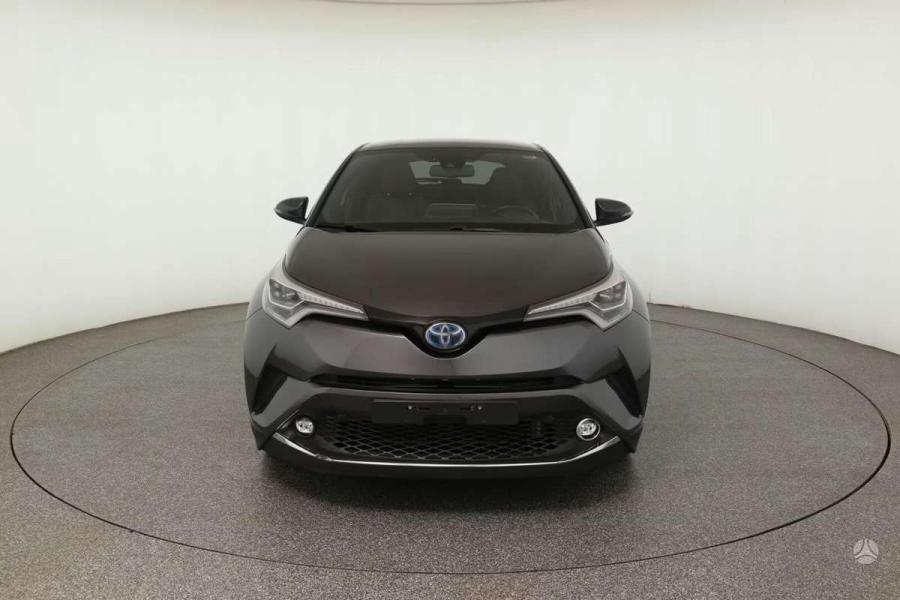 Pelēks Toyota C-HR 2018 Rīga, ar dzinēja tilpumu 1.20 L un nobraukumu 86 tūkst. km par 15700 €, foto 5 vietnē AUTOMOTO.COM.LV