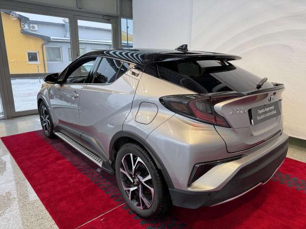 Серый Тойота C-HR 2018 в Шяуляй, объемом двигателя 1.80 л и пробегом 54 тыс. км за 19900 €, фото 6 на AUTOMOTO.COM.LV