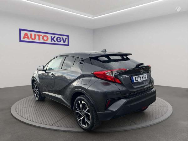 Серый Тойота C-HR 2018 в Каунас, объемом двигателя 1.20 л и пробегом 109 тыс. км за 14999 €, фото 3 на AUTOMOTO.COM.LV