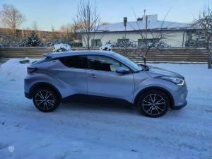 Grey Toyota C-HR 2018 in Kaunas, with an engine capacity of 1.80 L and mileage of 182 thousand km for 16250 €, photo 7 on AUTOMOTO.COM.LV
