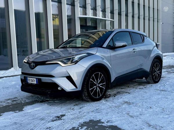 Pelēks Toyota C-HR 2018 Viļņa, ar dzinēja tilpumu 1.80 L un nobraukumu 167 tūkst. km par 15990 €, foto 1 vietnē AUTOMOTO.COM.LV