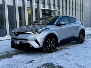 Серый Тойота C-HR 2018 в Вильнюс, объемом двигателя 1.80 л и пробегом 167 тыс. км за 15990 €, фото  на AUTOMOTO.COM.LV