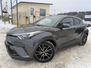 Grey Toyota C-HR 2018 in Vilnius, with an engine capacity of 1.80 L and mileage of 170 thousand km for 16000 €, photo 2 on AUTOMOTO.COM.LV
