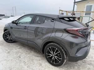 Grey Toyota C-HR 2018 in Vilnius, with an engine capacity of 1.80 L and mileage of 170 thousand km for 16000 €, photo 4 on AUTOMOTO.COM.LV