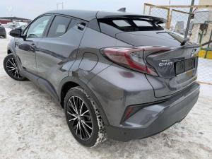 Grey Toyota C-HR 2018 in Vilnius, with an engine capacity of 1.80 L and mileage of 170 thousand km for 16000 €, photo 5 on AUTOMOTO.COM.LV