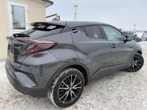 Grey Toyota C-HR 2018 in Vilnius, with an engine capacity of 1.80 L and mileage of 170 thousand km for 16000 €, photo 7 on AUTOMOTO.COM.LV