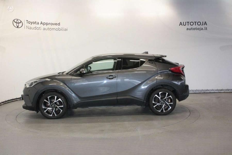 Pelēks Toyota C-HR 2018 Kauņa, ar dzinēja tilpumu 1.20 L un nobraukumu 109 tūkst. km par 16500 €, foto 3 vietnē AUTOMOTO.COM.LV