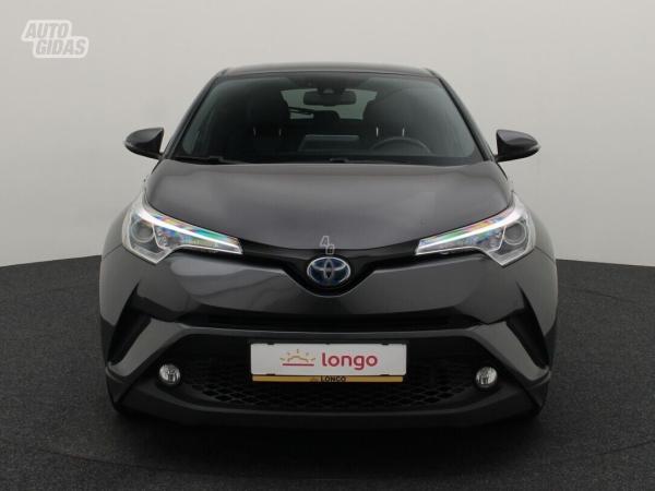 Grey Toyota C-HR 2018 in Vilnius, with an engine capacity of 1.80 L and mileage of 174 thousand km for 16999 €, photo 3 on AUTOMOTO.COM.LV