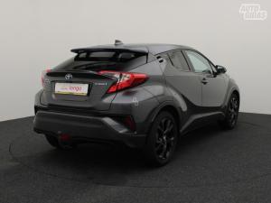Pelēks Toyota C-HR 2018 Viļņa, ar dzinēja tilpumu 1.80 L un nobraukumu 174 tūkst. km par 16999 €, foto 8 vietnē AUTOMOTO.COM.LV