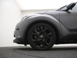 Pelēks Toyota C-HR 2018 Viļņa, ar dzinēja tilpumu 1.80 L un nobraukumu 174 tūkst. km par 16999 €, foto 26 vietnē AUTOMOTO.COM.LV