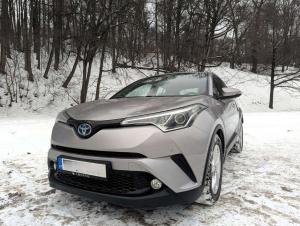 Grey Toyota C-HR 2018 in Kaunas, with an engine capacity of 1.80 L and mileage of 81 thousand km for 16200 €, photo 2 on AUTOMOTO.COM.LV