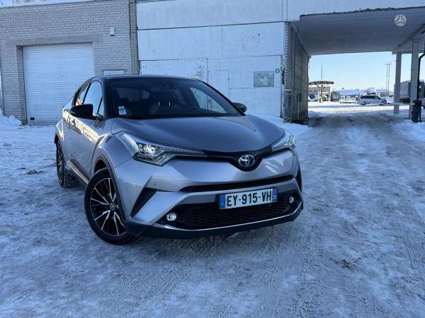 Pelēks Toyota C-HR 2018 Panevēža, ar dzinēja tilpumu 1.80 L un nobraukumu 260 tūkst. km par 13990 €, foto 3 vietnē AUTOMOTO.COM.LV