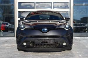 Серый Тойота C-HR 2018 в Вильнюс, объемом двигателя 1.80 л и пробегом 188 тыс. км за 16000 €, фото 3 на AUTOMOTO.COM.LV