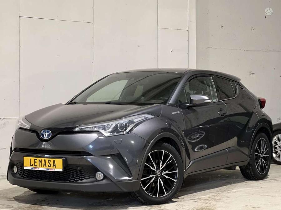 Pelēks Toyota C-HR 2018 Klaipėda, ar dzinēja tilpumu 1.80 L un nobraukumu 204 tūkst. km par 15900 €, foto 9 vietnē AUTOMOTO.COM.LV