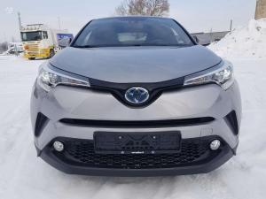 Pelēks Toyota C-HR 2018 Šauļi, ar dzinēja tilpumu 1.80 L un nobraukumu 131 tūkst. km par 14950 €, foto 2 vietnē AUTOMOTO.COM.LV