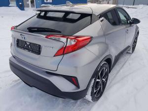 Pelēks Toyota C-HR 2018 Šauļi, ar dzinēja tilpumu 1.80 L un nobraukumu 131 tūkst. km par 14950 €, foto 4 vietnē AUTOMOTO.COM.LV