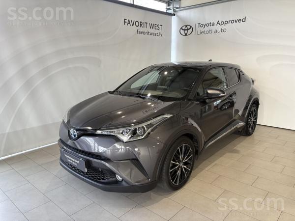 Серый Тойота C-HR 2018 в Вентспилс, объемом двигателя 1.80 л и пробегом 93 тыс. км за 17990 €, фото 1 на AUTOMOTO.COM.LV