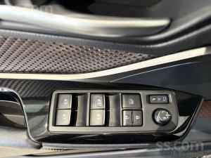 Grey Toyota C-HR 2018 in Ventspils, with an engine capacity of 1.80 L and mileage of 93 thousand km for 17990 €, photo 13 on AUTOMOTO.COM.LV