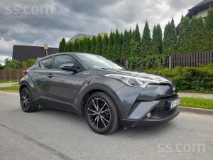 Pelēks Toyota C-HR 2018 Rīga, ar dzinēja tilpumu 1.80 L un nobraukumu 230 tūkst. km par 14650 €, foto 6 vietnē AUTOMOTO.COM.LV