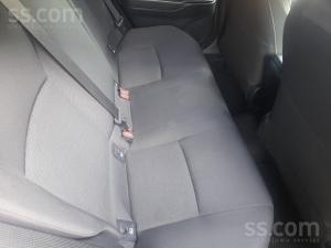 Pelēks Toyota C-HR 2018 Rīga, ar dzinēja tilpumu 1.80 L un nobraukumu 230 tūkst. km par 14650 €, foto 10 vietnē AUTOMOTO.COM.LV