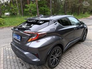 Серый Тойота C-HR 2018 в Вильнюс, объемом двигателя 1.80 л и пробегом 230 тыс. км за 13999 €, фото 11 на AUTOMOTO.COM.LV