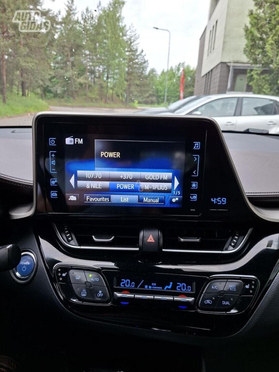 Grey Toyota C-HR 2018 in Vilnius, with an engine capacity of 1.80 L and mileage of 230 thousand km for 13999 €, photo 23 on AUTOMOTO.COM.LV