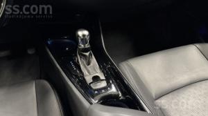 Grey Toyota C-HR 2018 in Riga, with an engine capacity of 1.80 L and mileage of 154 thousand km for 16490 €, photo 15 on AUTOMOTO.COM.LV