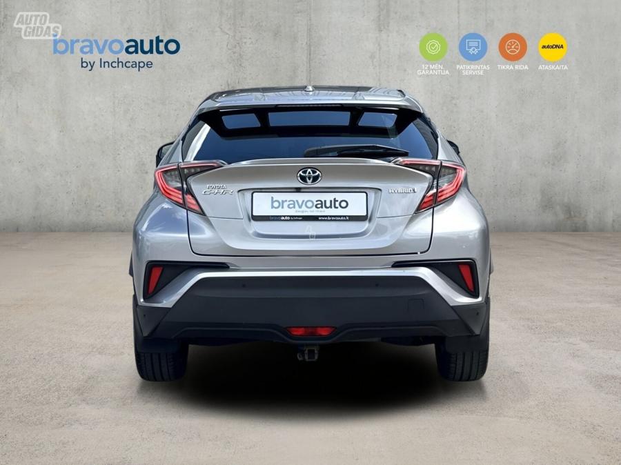 Серый Тойота C-HR 2018 в Каунас, объемом двигателя 1.80 л и пробегом 133 тыс. км за 19471 €, фото 5 на AUTOMOTO.COM.LV