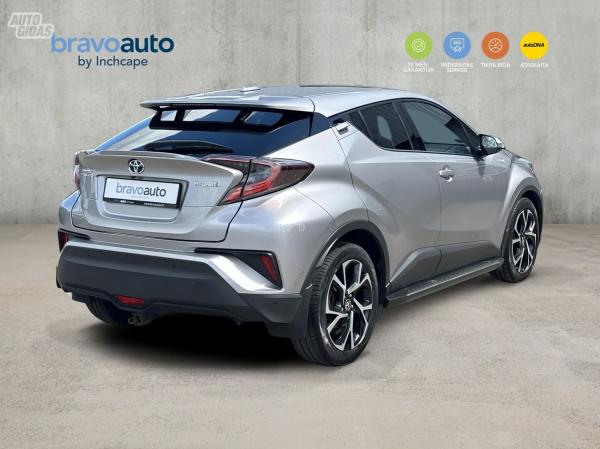 Pelēks Toyota C-HR 2018 Kauņa, ar dzinēja tilpumu 1.80 L un nobraukumu 133 tūkst. km par 19471 €, foto 5 vietnē AUTOMOTO.COM.LV