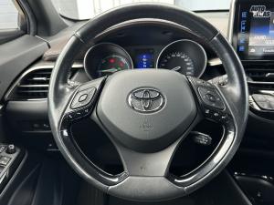 Серый Тойота C-HR 2018 в Каунас, объемом двигателя 1.80 л и пробегом 133 тыс. км за 19471 €, фото 15 на AUTOMOTO.COM.LV