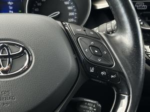 Серый Тойота C-HR 2018 в Каунас, объемом двигателя 1.80 л и пробегом 133 тыс. км за 19471 €, фото 16 на AUTOMOTO.COM.LV