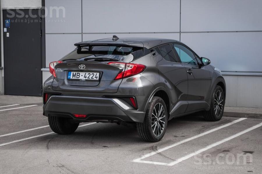 Серый Тойота C-HR 2018 в Рига, объемом двигателя 1.20 л и пробегом 107 тыс. км за 13950 €, фото 6 на AUTOMOTO.COM.LV