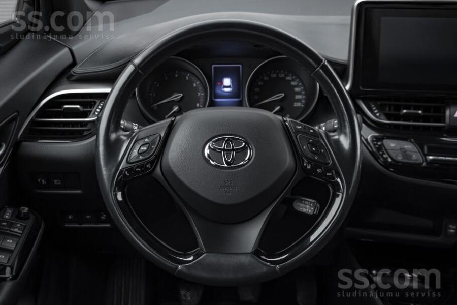 Серый Тойота C-HR 2018 в Рига, объемом двигателя 1.20 л и пробегом 107 тыс. км за 13950 €, фото 18 на AUTOMOTO.COM.LV