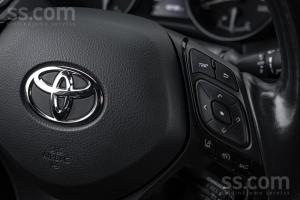 Серый Тойота C-HR 2018 в Рига, объемом двигателя 1.20 л и пробегом 107 тыс. км за 13950 €, фото 20 на AUTOMOTO.COM.LV