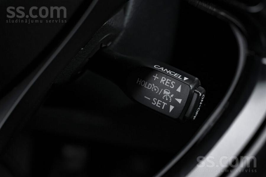 Серый Тойота C-HR 2018 в Рига, объемом двигателя 1.20 л и пробегом 107 тыс. км за 13950 €, фото 22 на AUTOMOTO.COM.LV