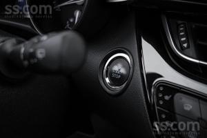 Серый Тойота C-HR 2018 в Рига, объемом двигателя 1.20 л и пробегом 107 тыс. км за 13950 €, фото 23 на AUTOMOTO.COM.LV