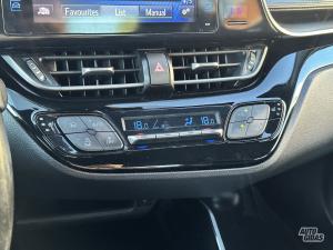 Pelēks Toyota C-HR 2018 Klaipėda, ar dzinēja tilpumu 1.80 L un nobraukumu 140 tūkst. km par 17300 €, foto 22 vietnē AUTOMOTO.COM.LV